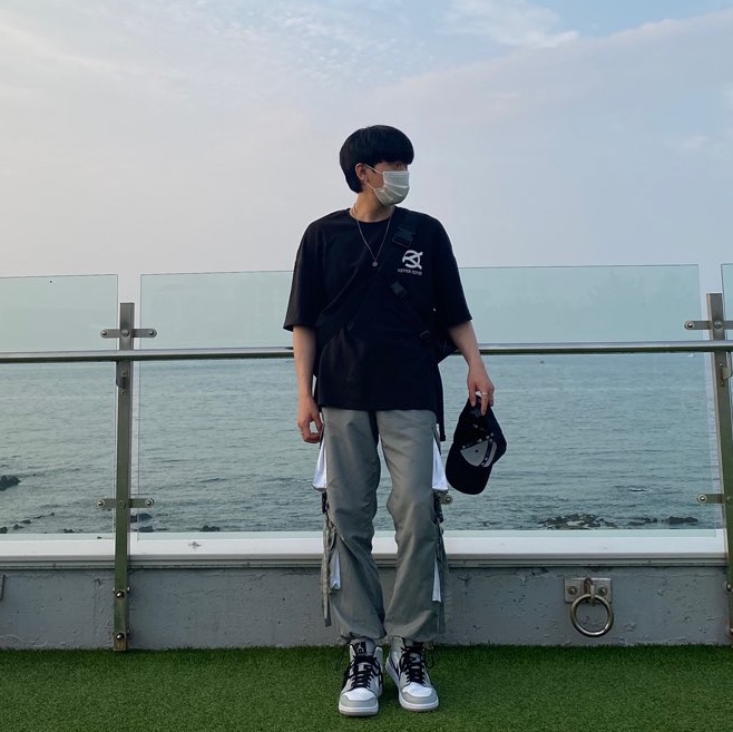 환이 (@ash.xxn_) 님의 게시물 | KREAM