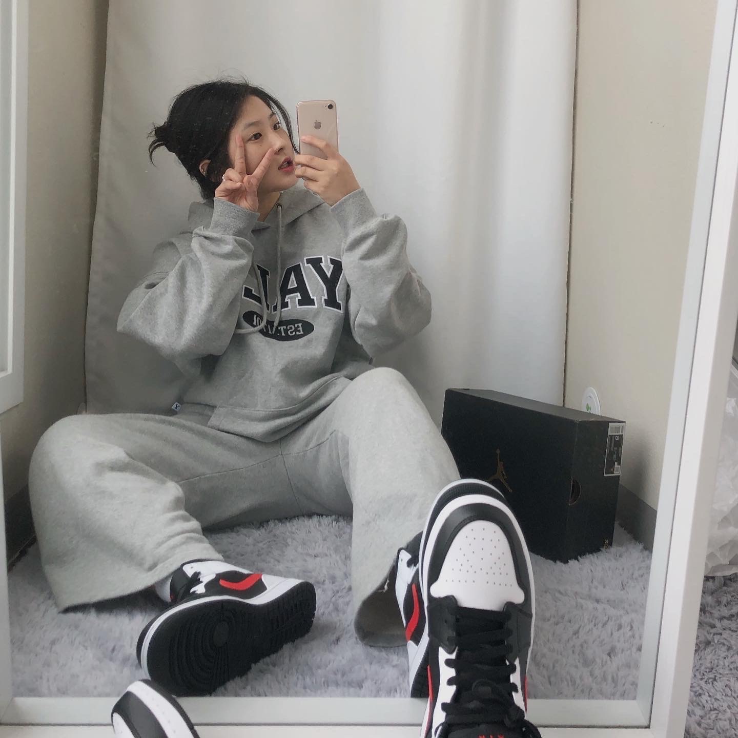 최리나은 (@betterthanc...) 님의 게시물 | KREAM