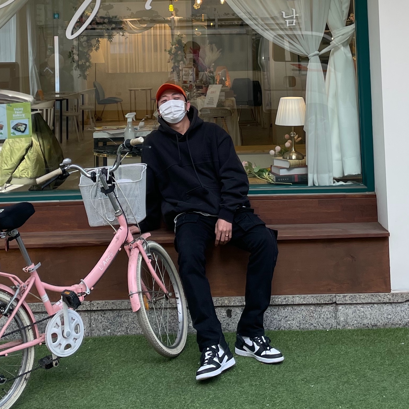 섭이 (@hee_seop) 님의 게시물 | KREAM