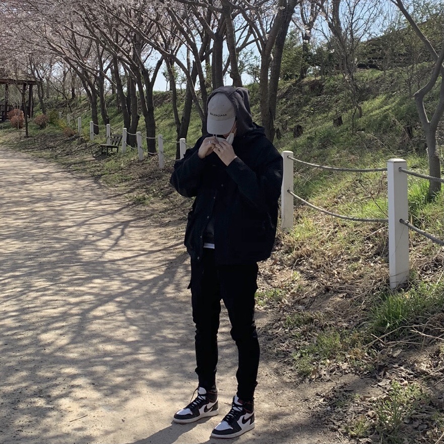 유루즈 (@kream__ki) 님의 게시물 | KREAM