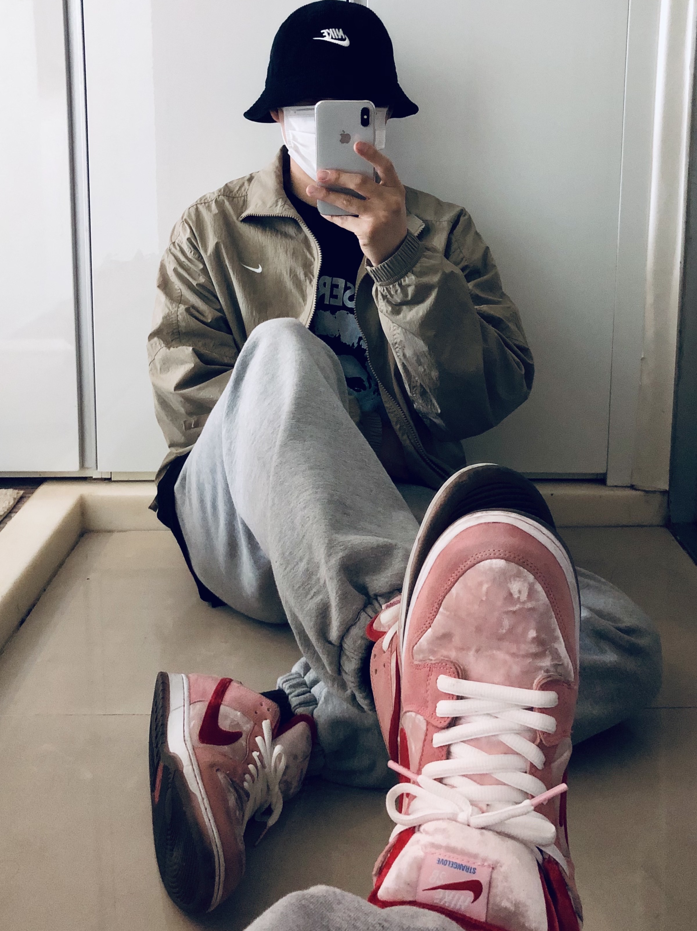 존오즈 (@john_oz) 님의 게시물 | KREAM