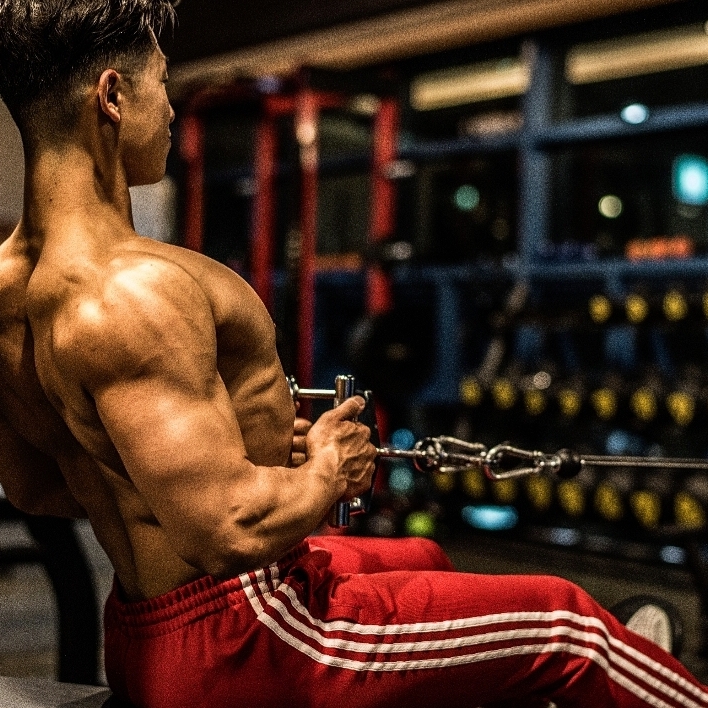 @whats) 님의 게시물 | KREAM