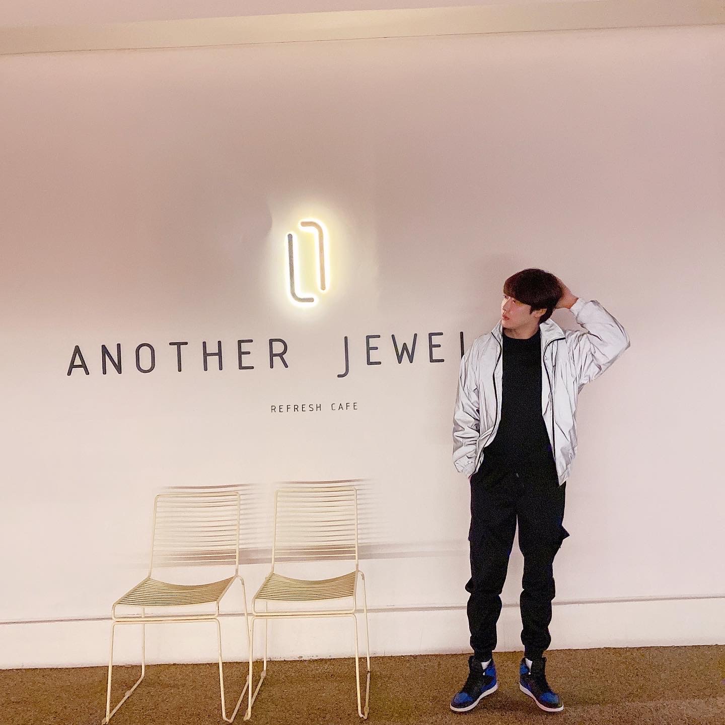 🙂 (@dong_hyeon) 님의 게시물 | KREAM