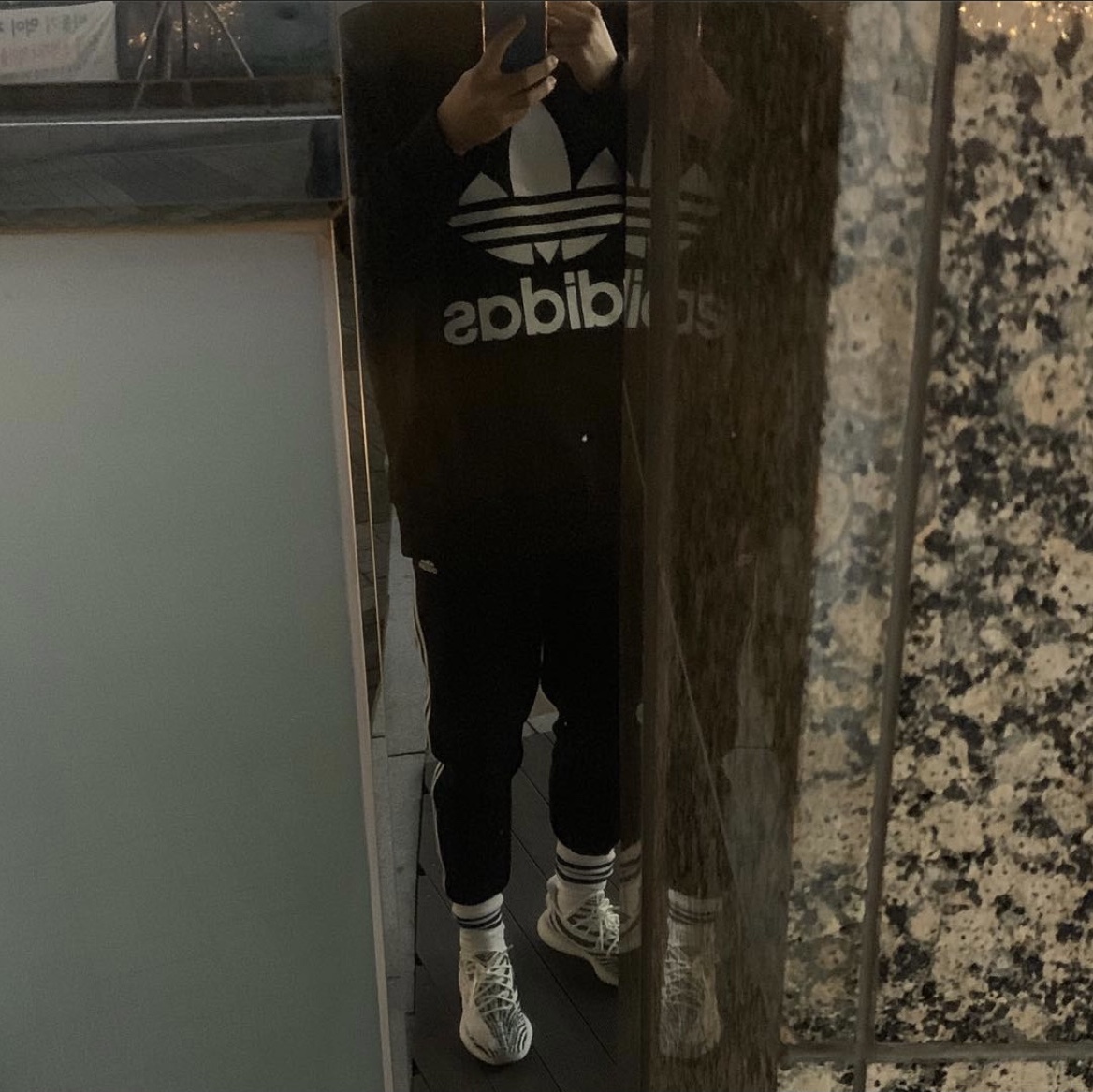 (@_jm.187) 님의 게시물 | KREAM