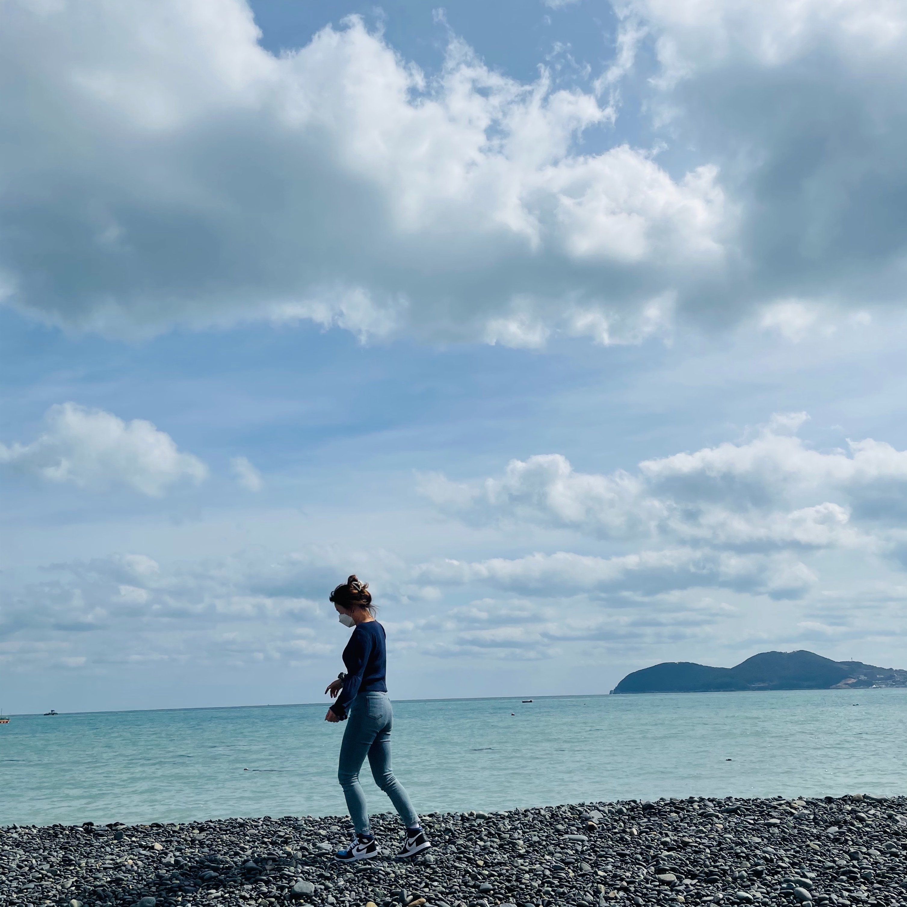 안눙 (@seo.j) 님의 게시물 | KREAM