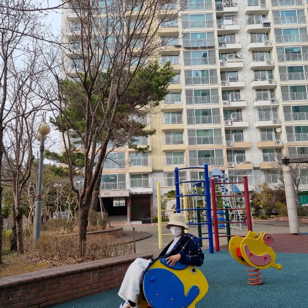 뜬뚠 (@osjuun_) 님의 게시물 | KREAM