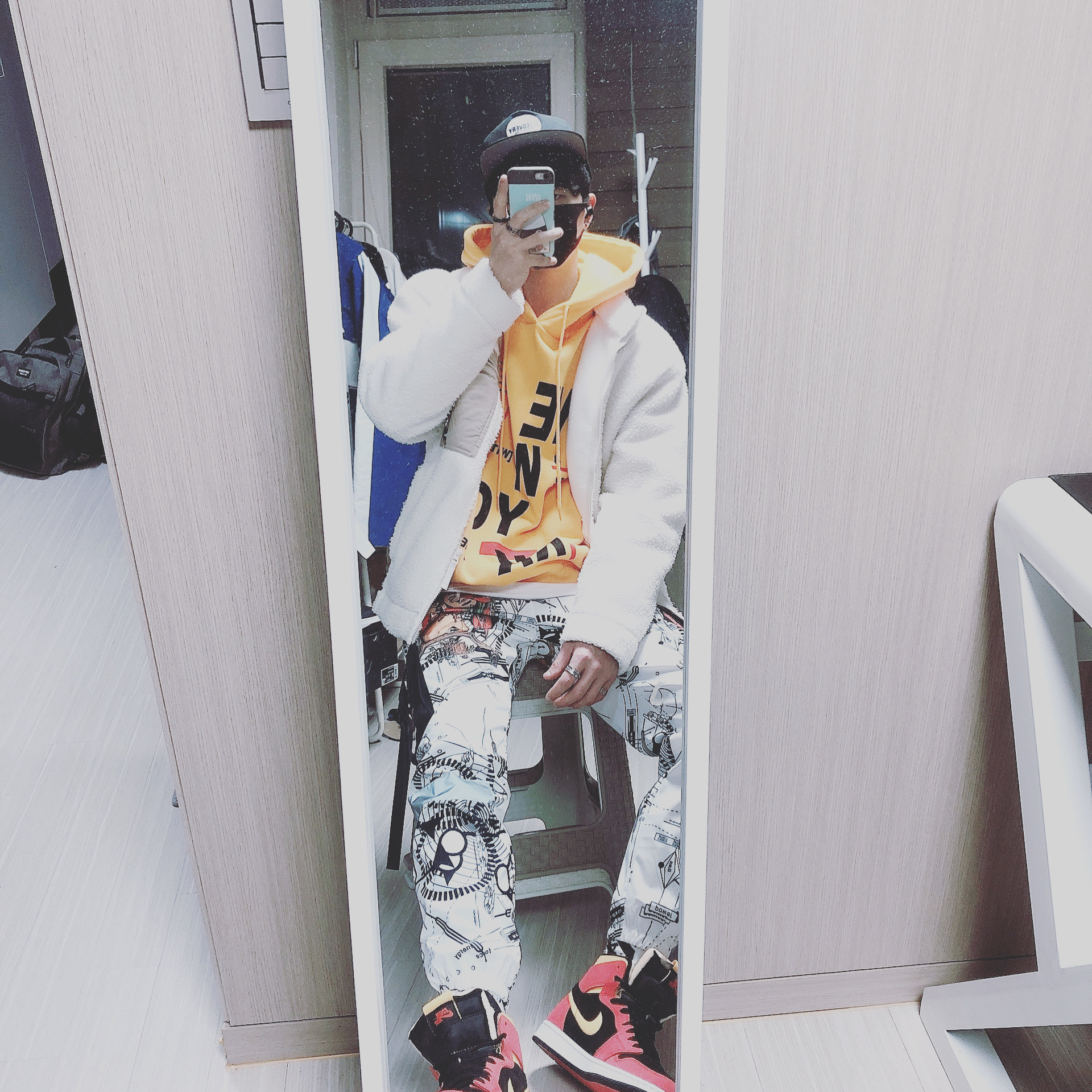 박진우 (@kukawith) 님의 게시물 | KREAM