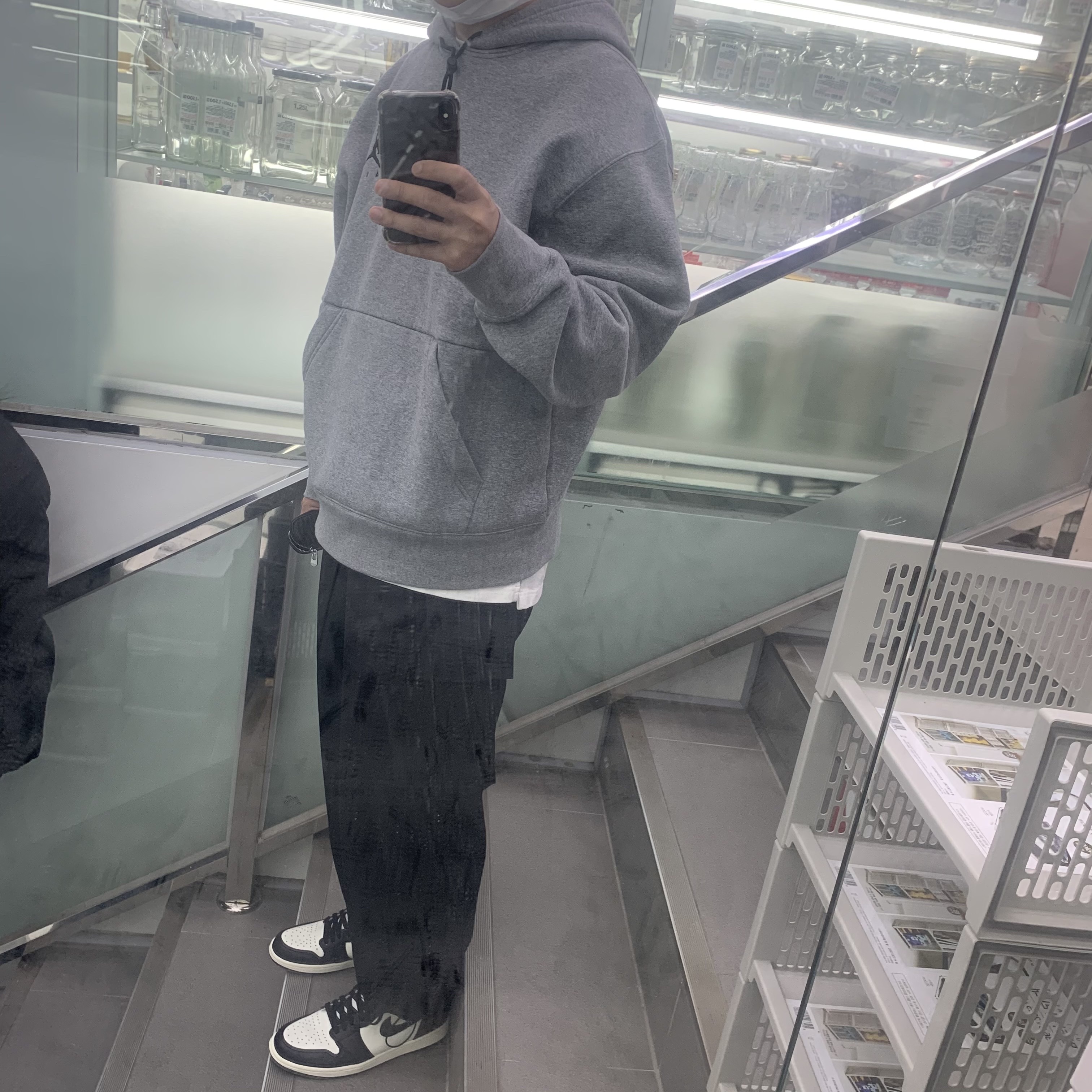 (@bruceblue) 님의 게시물 | KREAM