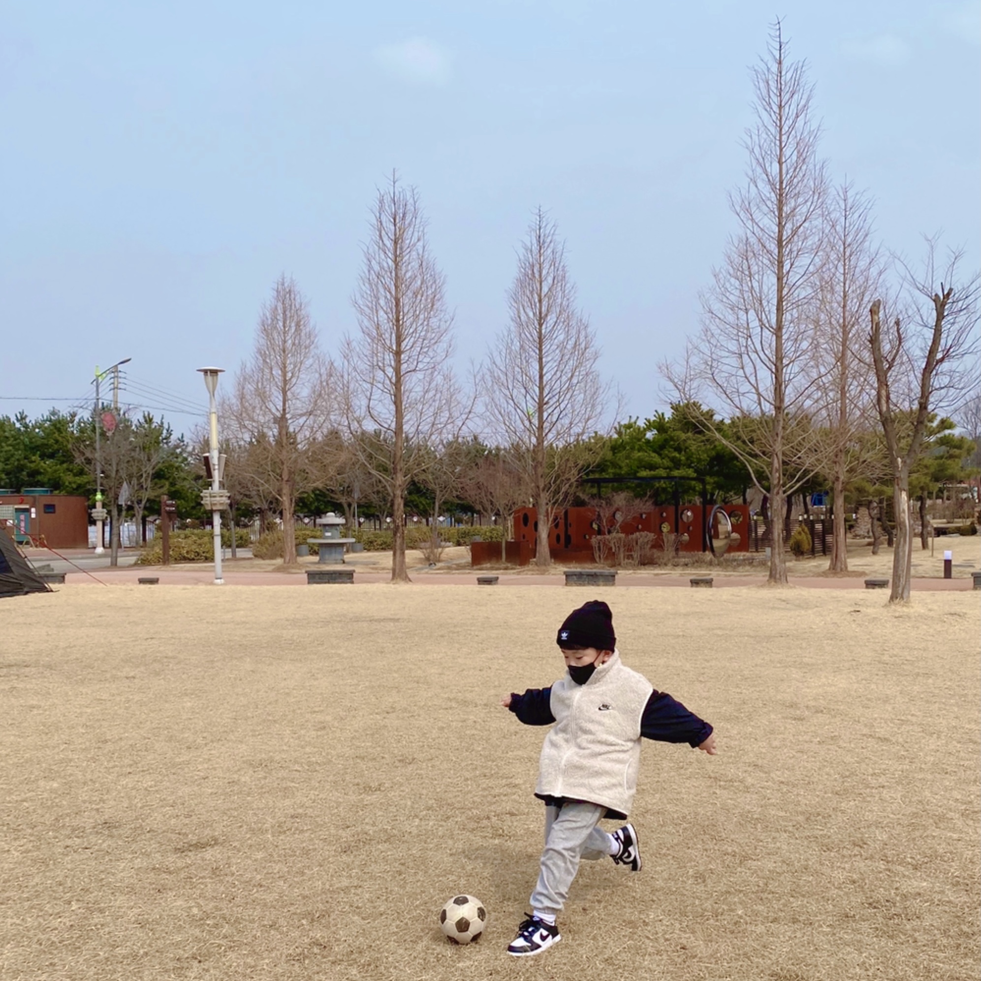 e_y_h_mdt (@hhhh_fam) 님의 게시물 | KREAM