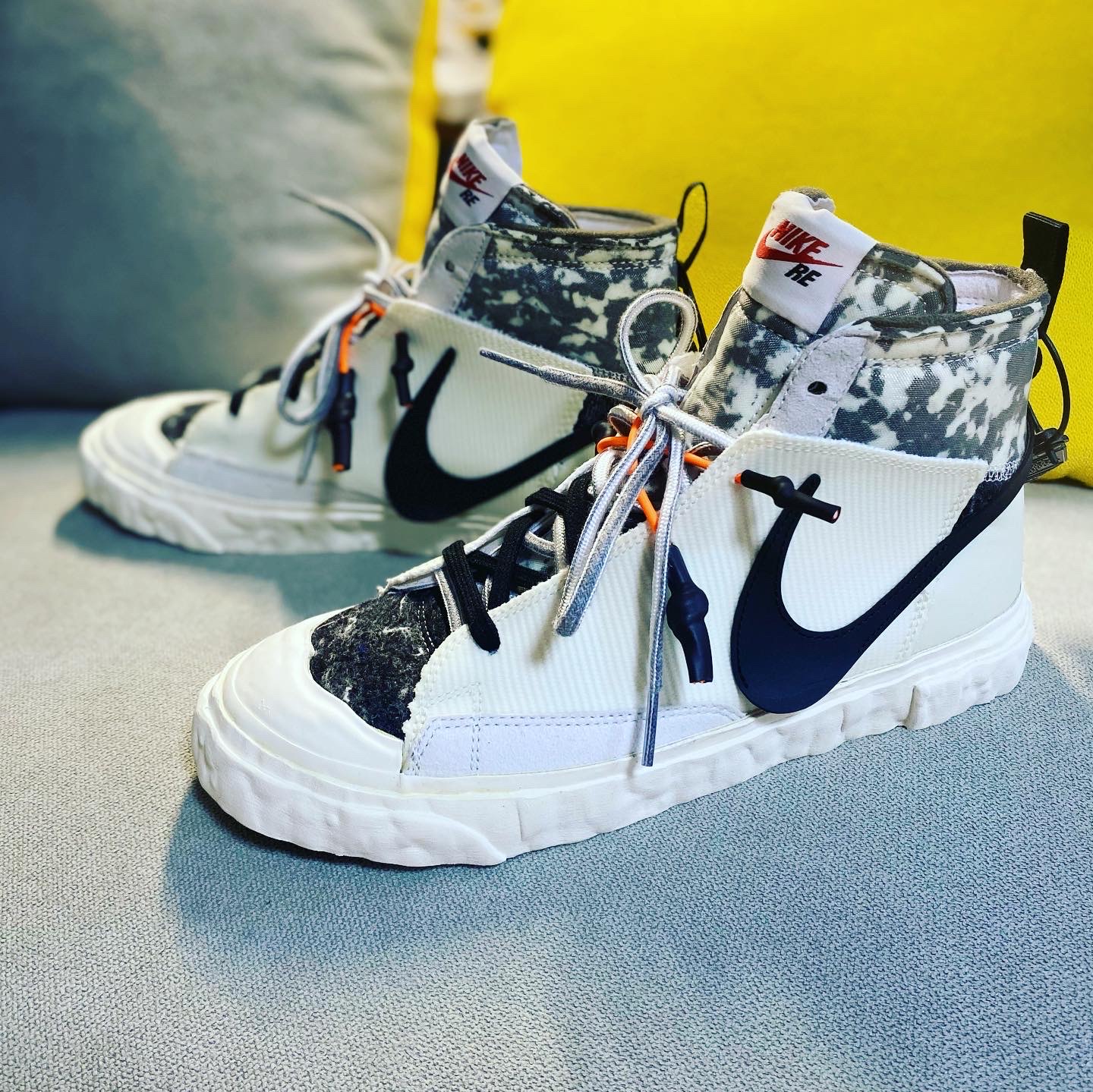 JJang_Gu (@moment) 님의 게시물 | KREAM