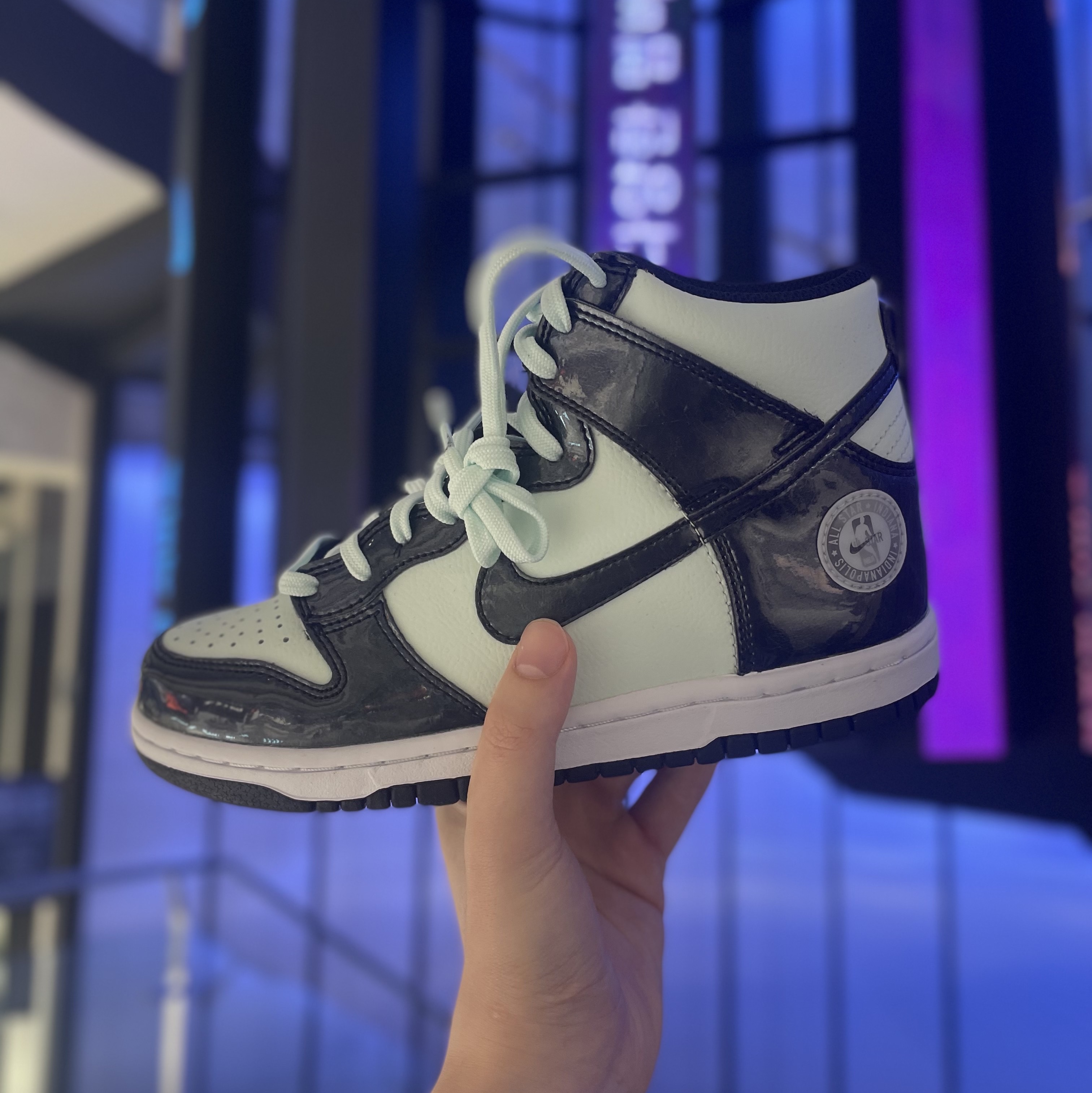 ani0326 (@5n6il2) 님의 게시물 | KREAM