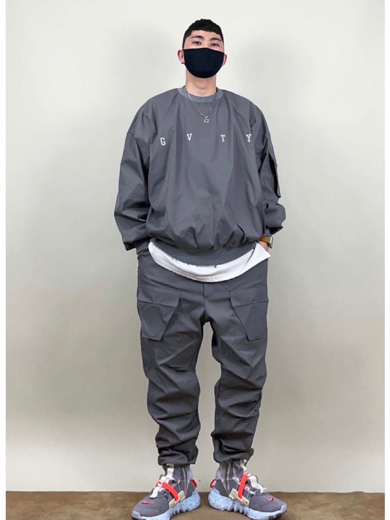 Y.M.Y (@y_moon_y) 님의 게시물 | KREAM