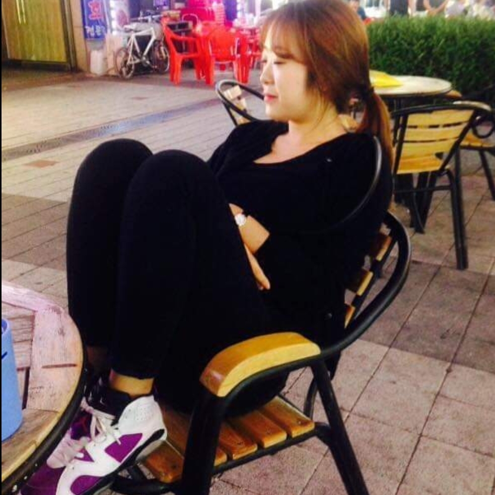 (@yeon___2) 님의 게시물 | KREAM