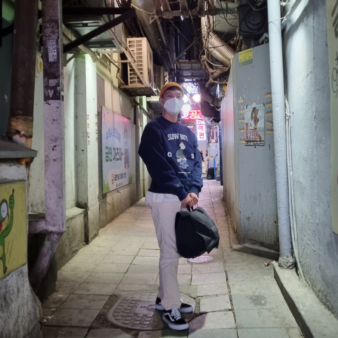 성윤이 (@num_ik) 님의 게시물 | KREAM