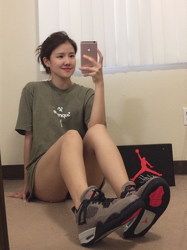 윤블 (@deb_lee) 님의 게시물 | KREAM