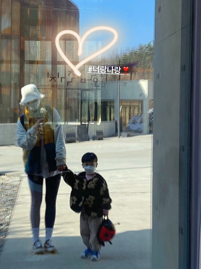 akikosayaa (@xoxo__hye) 님의 게시물 | KREAM