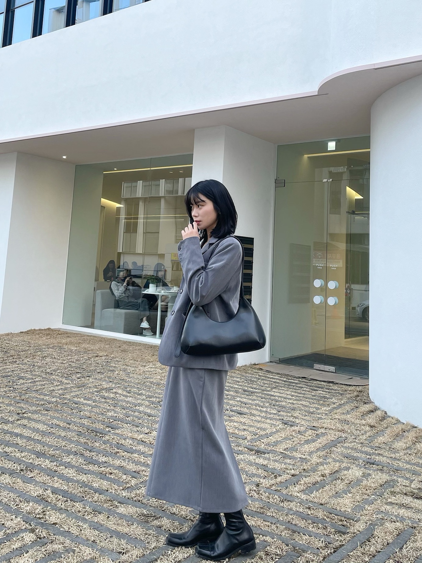 고기조아 (@gogi._.joa) 님의 게시물 | KREAM