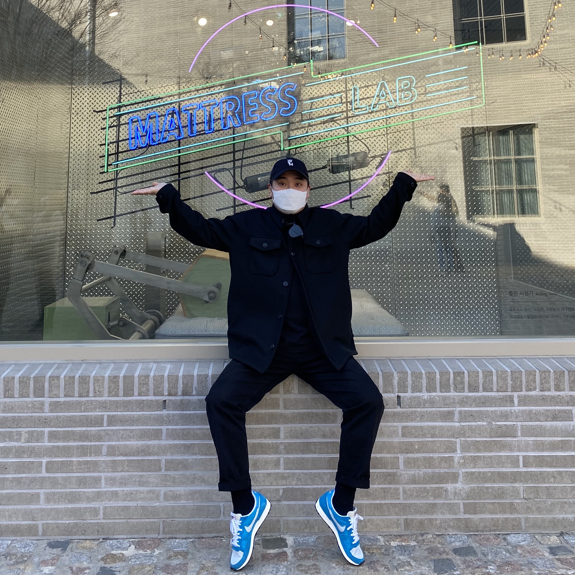 @hoon_x_hoon (@hoon_x_hoon) 님의 게시물 | KREAM