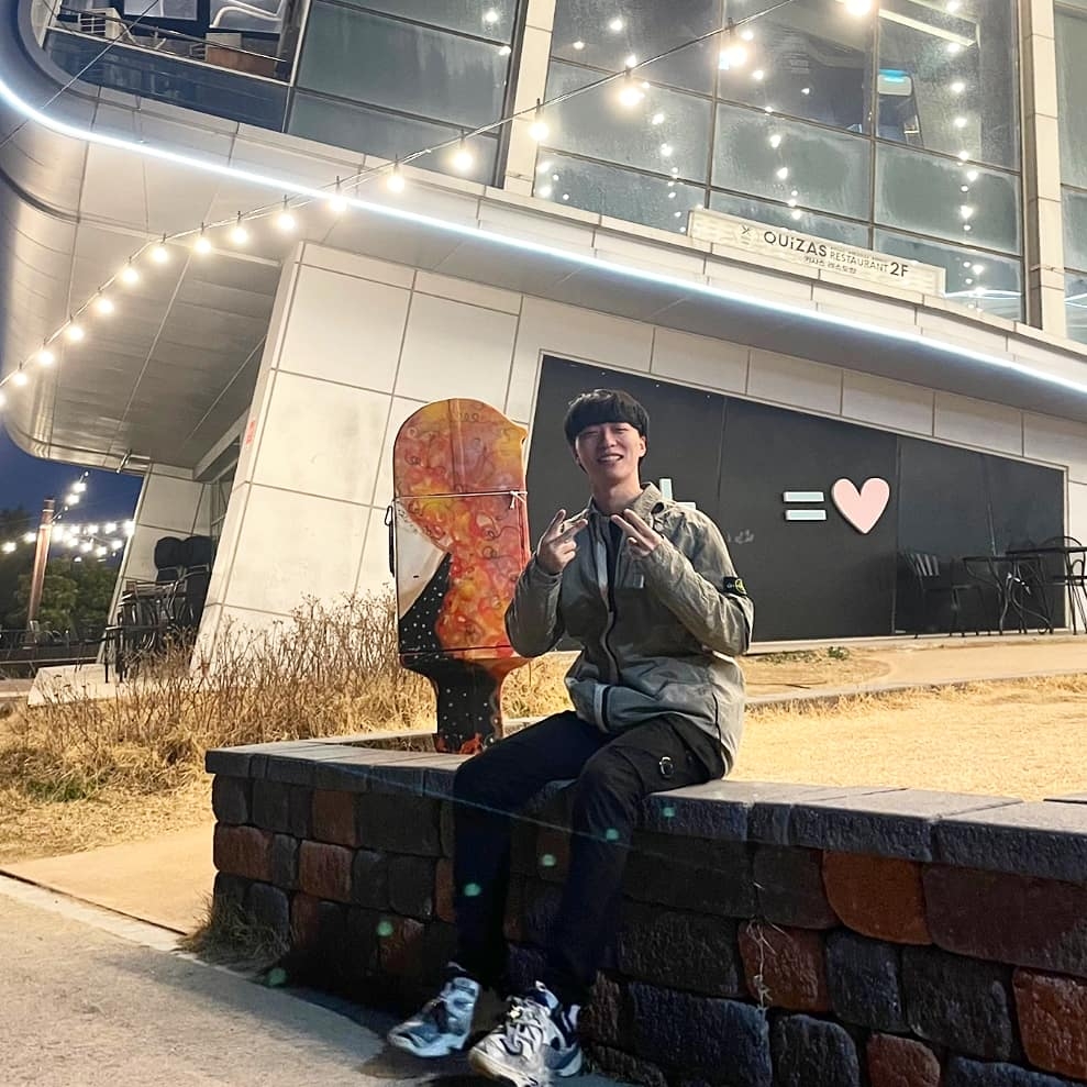 조규현 (@gyeon_2y) 님의 게시물 | KREAM