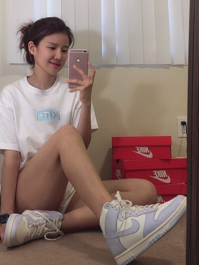 윤블 (@deb_lee) 님의 게시물 | KREAM