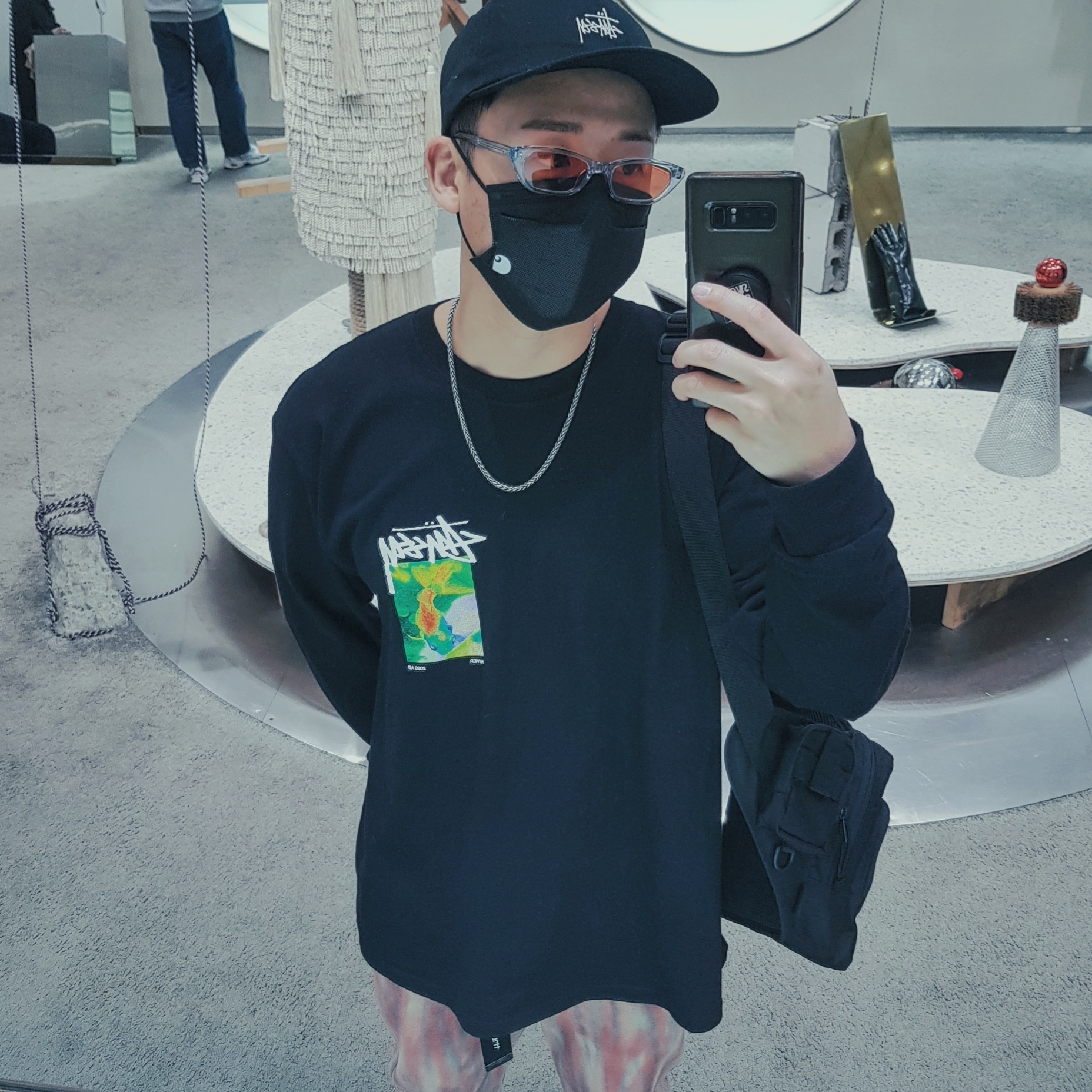 monkeyD (@cosmos_daddy) 님의 게시물 | KREAM