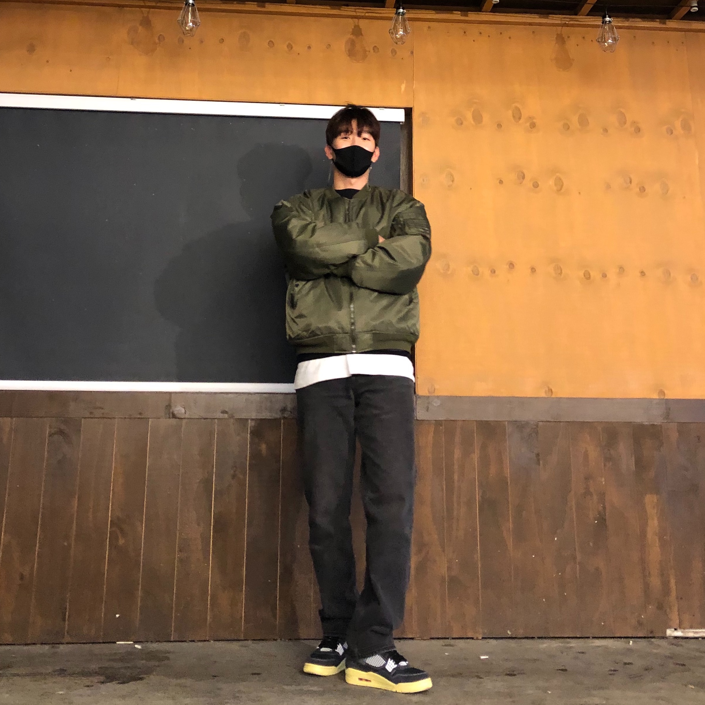 아왱 (@yg.song) 님의 게시물 | KREAM