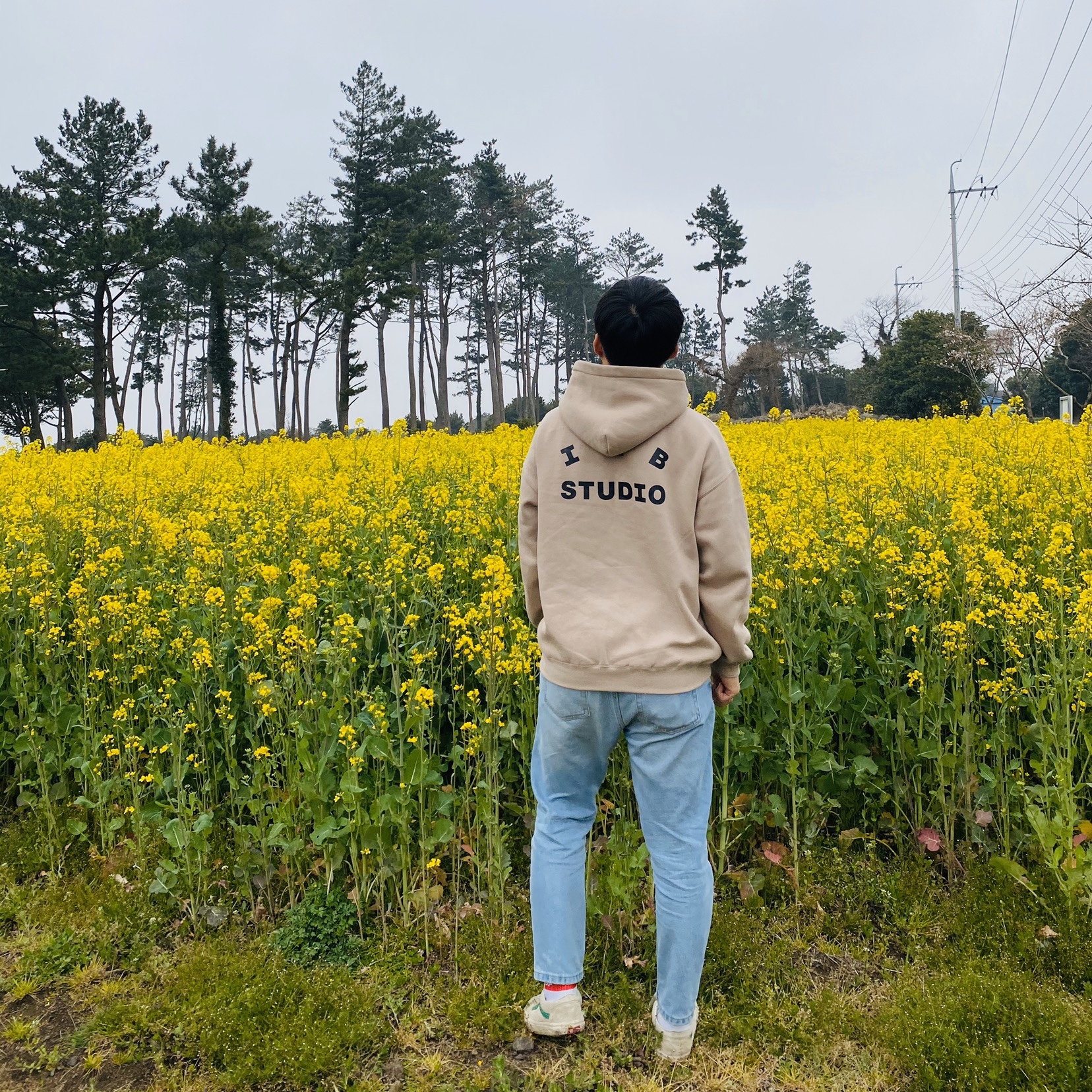 뿅 (@overrrun) 님의 게시물 | KREAM