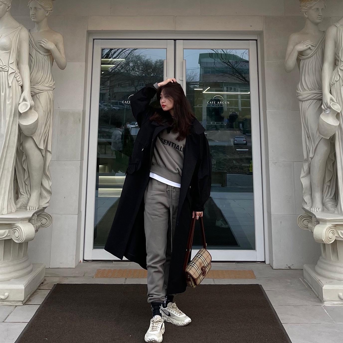 (@yooom_k) 님의 게시물 | KREAM