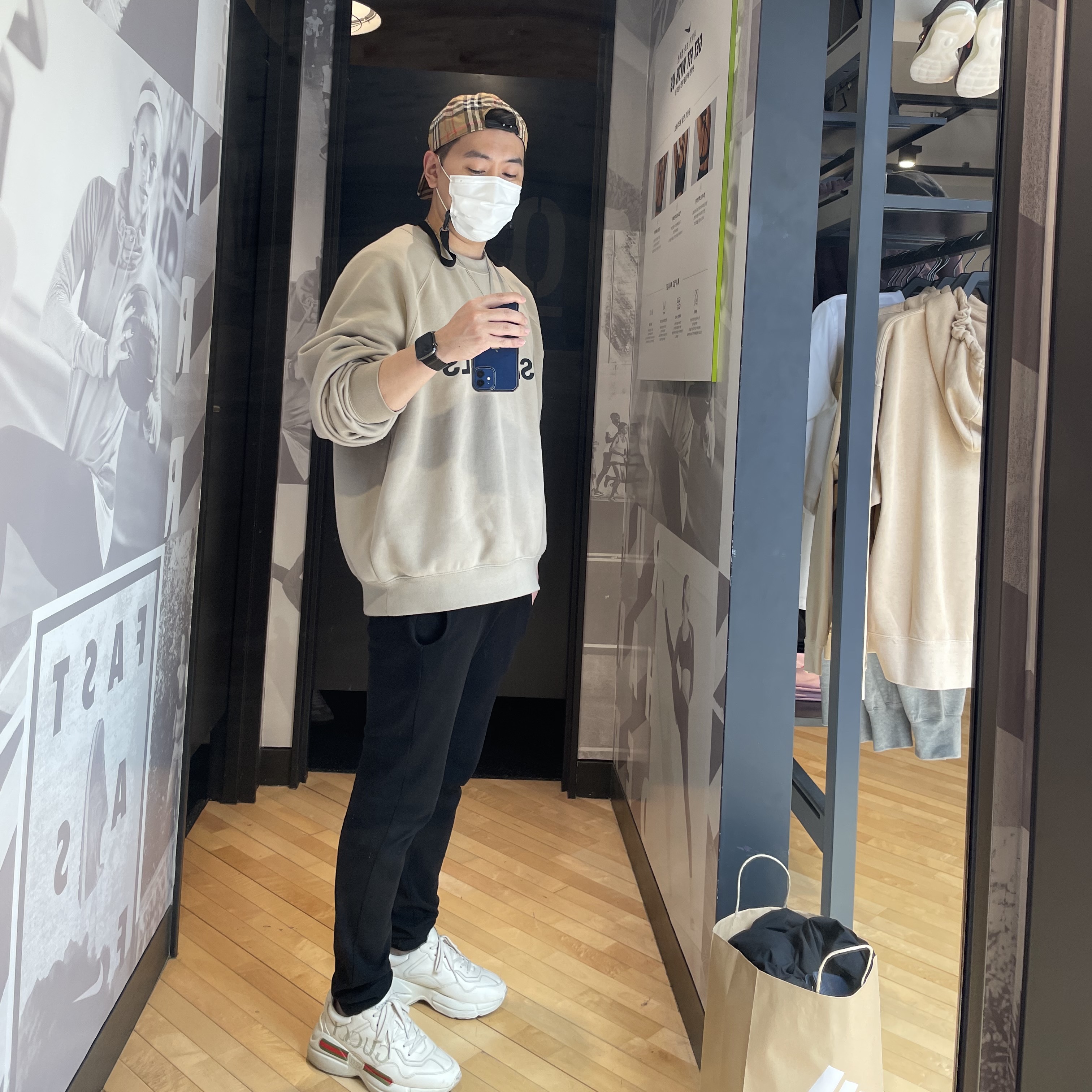 (@ehyun) 님의 게시물 | KREAM