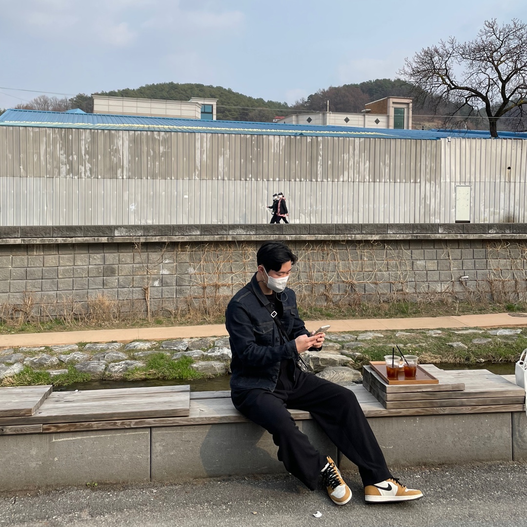 유영선 (@dailylook____) 님의 게시물 | KREAM