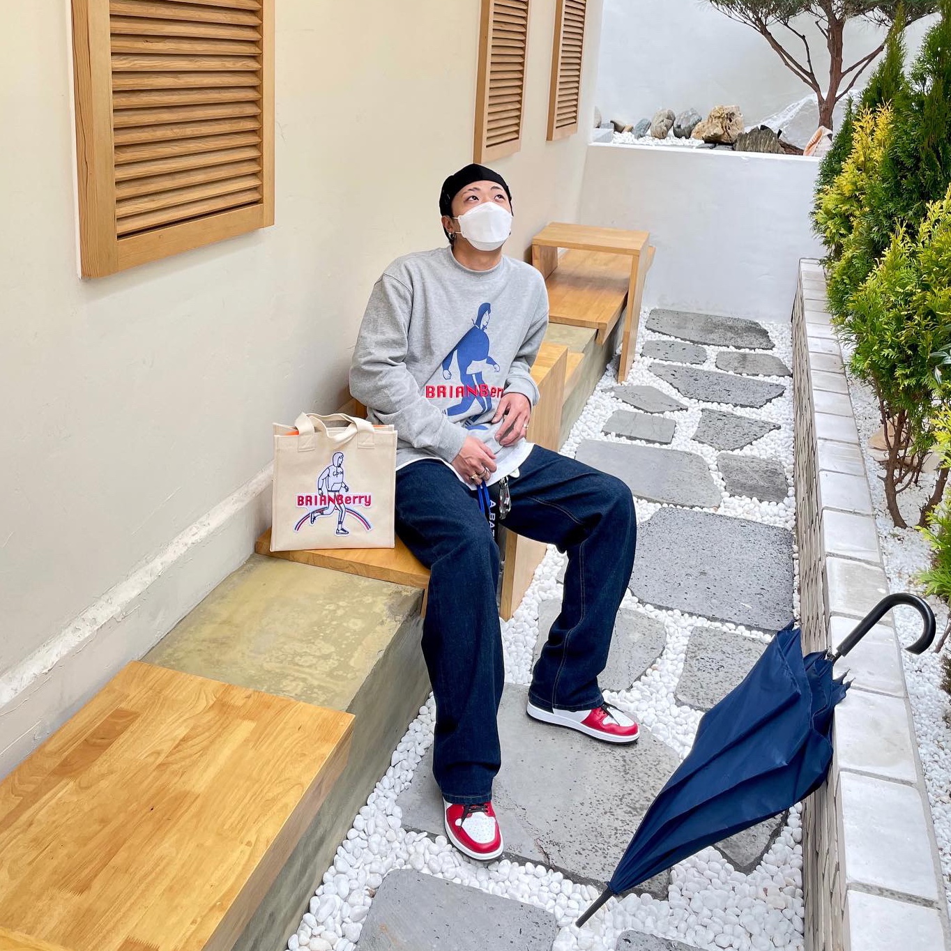 서비 (@hee_seop) 님의 게시물 | KREAM