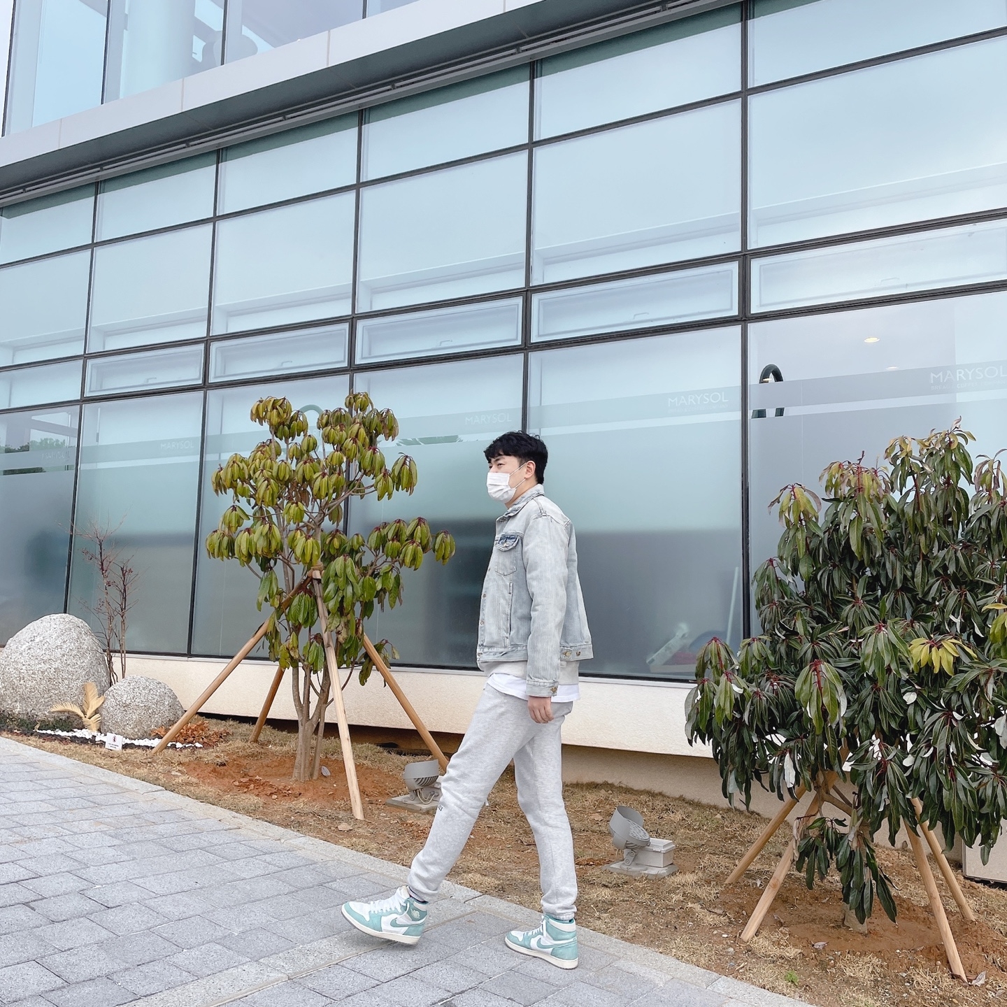 @iam.minseop (@iam.minseop) 님의 게시물 | KREAM