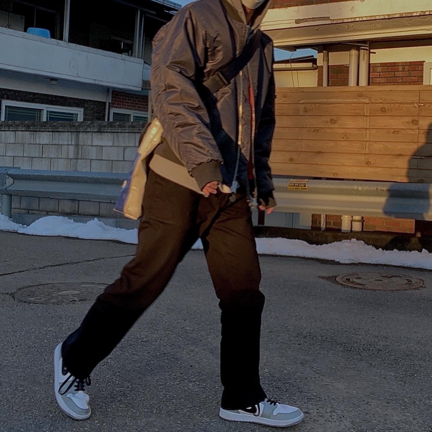 junheouk123 (@jun_hyuk) 님의 게시물 | KREAM