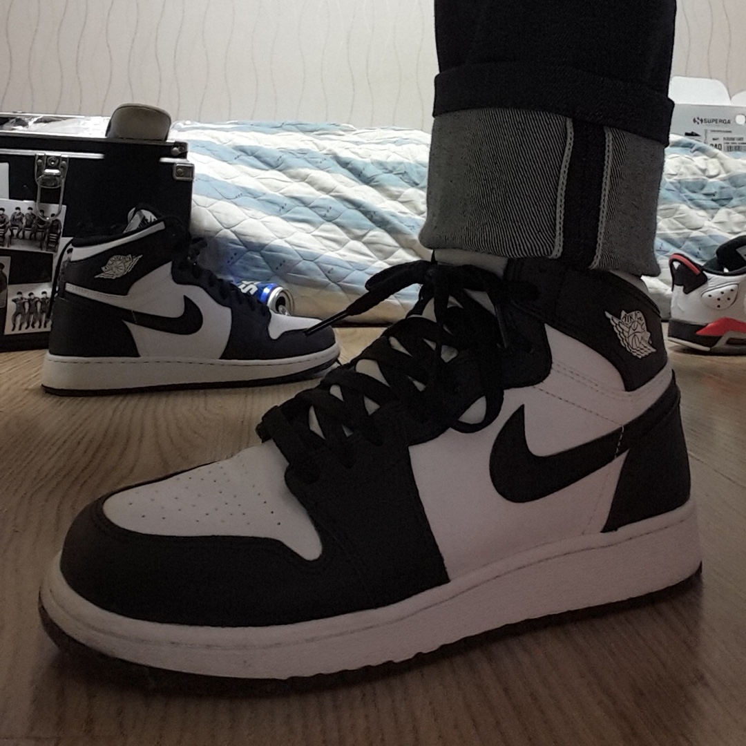 jin (@jw___93) 님의 게시물 | KREAM