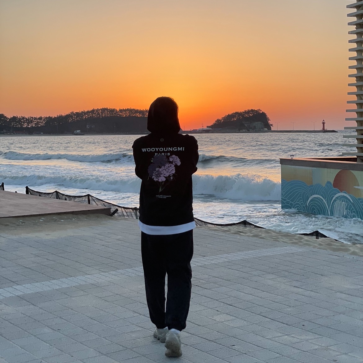 아왱 (@yg.song) 님의 게시물 | KREAM