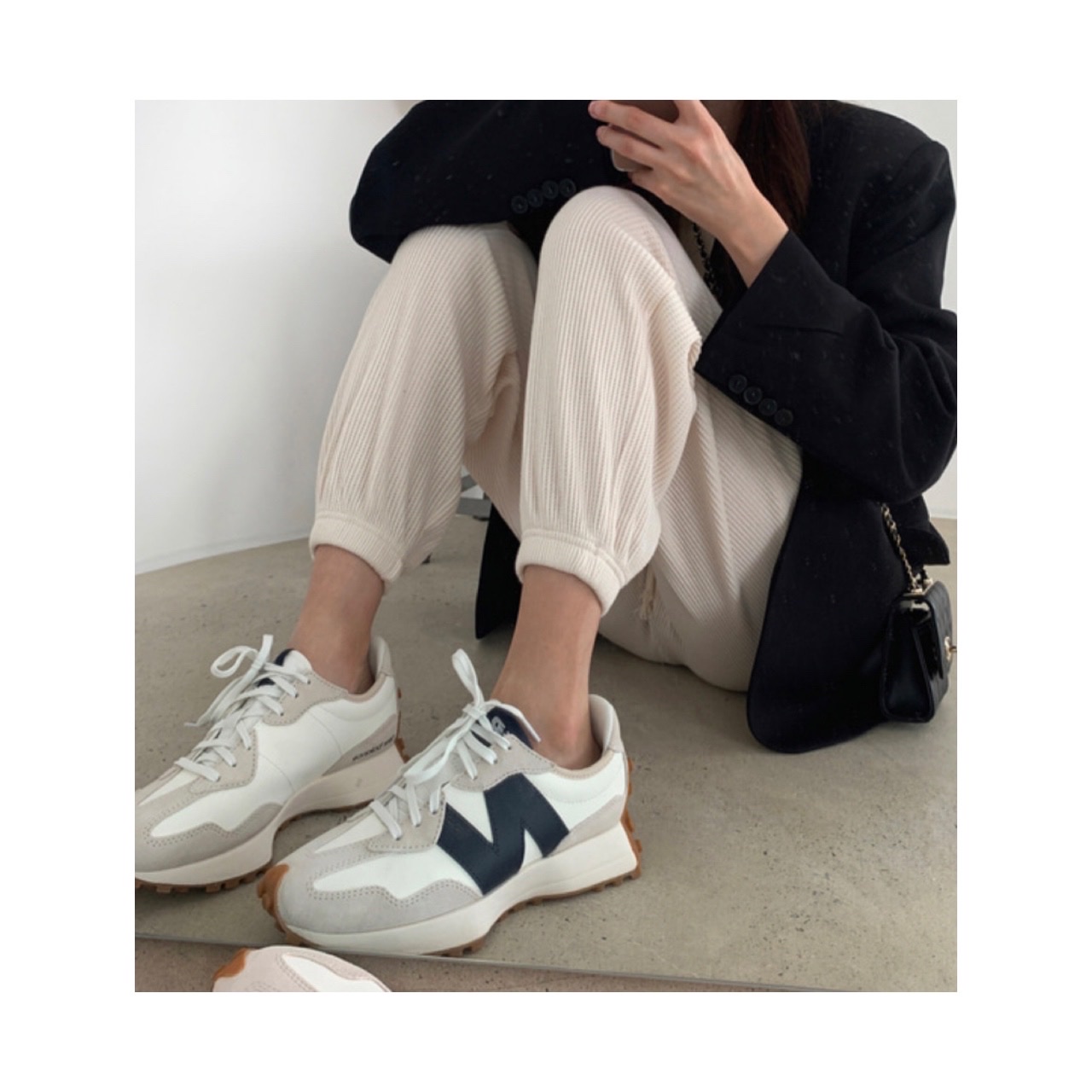 eel (@ee__ll) 님의 게시물 | KREAM