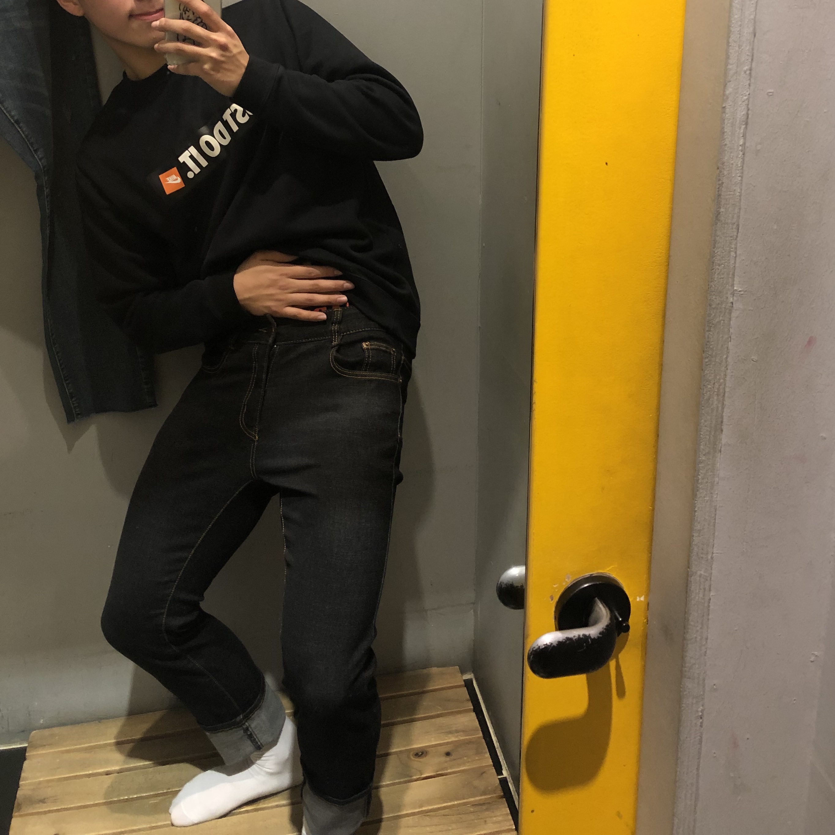 정태우 (@042700) 님의 게시물 | KREAM