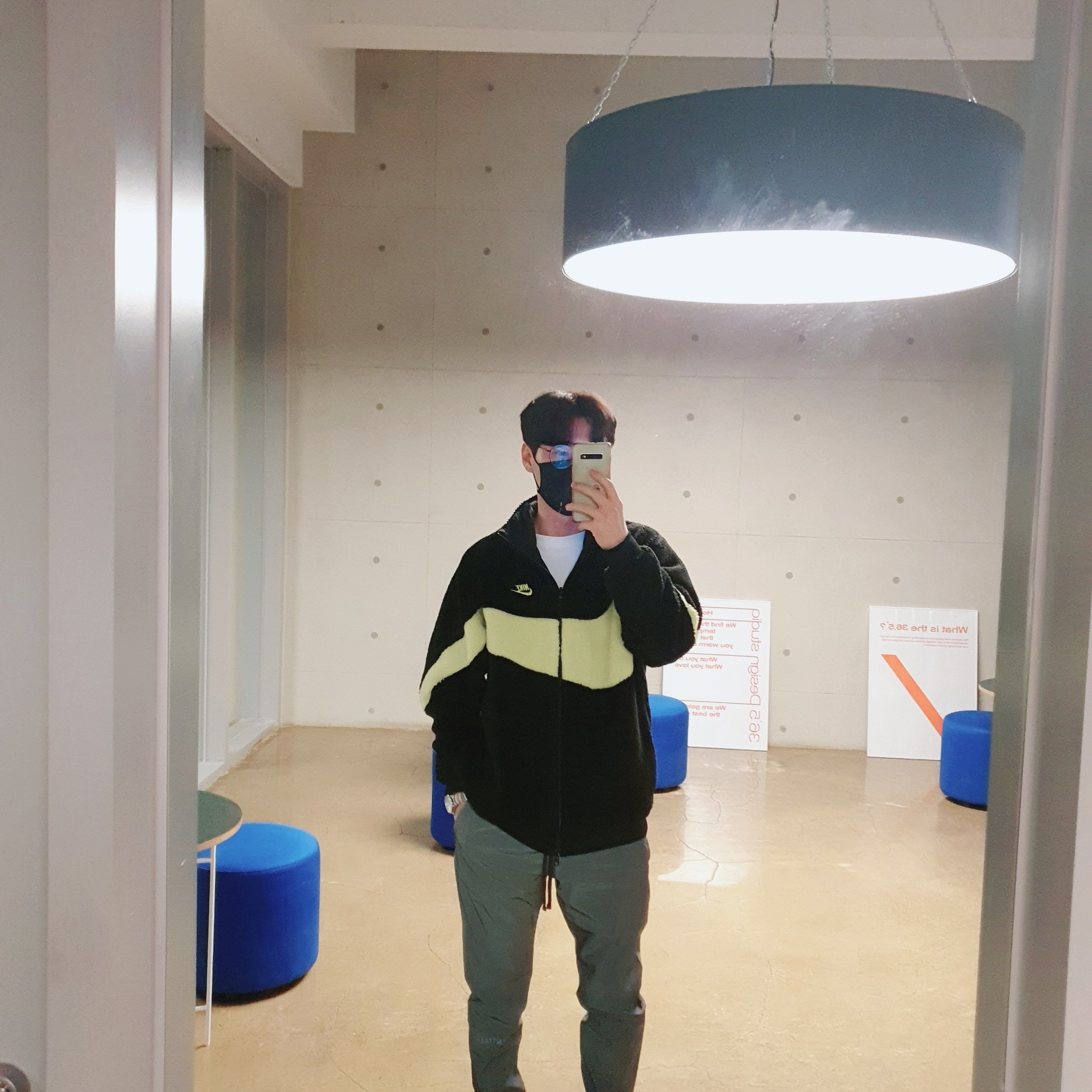 조던조아 (@young_4553) 님의 게시물 | KREAM