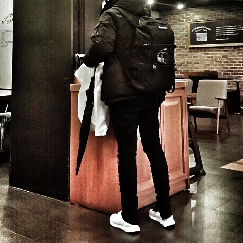 Insta @xixxc... (@xcviiiv) 님의 게시물 | KREAM