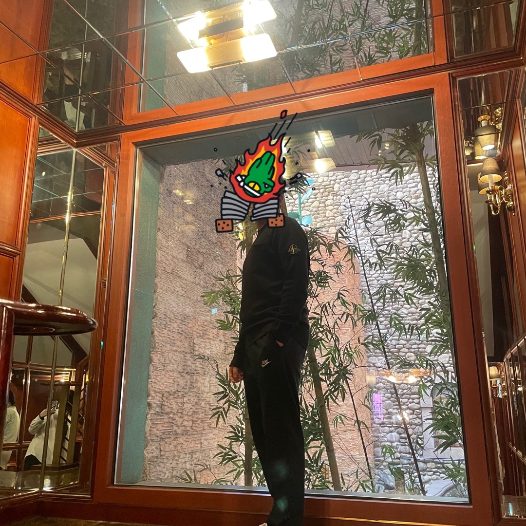 JJ (@strike) 님의 게시물 | KREAM