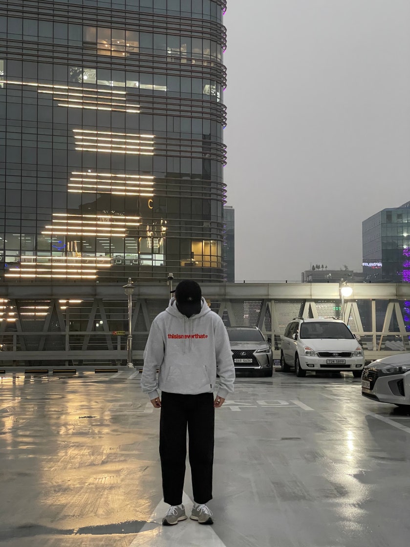 junei1401 (@xeong.wx) 님의 게시물 | KREAM