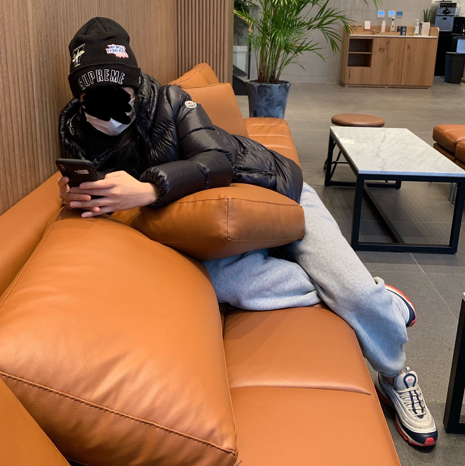 (@ong2_cat) 님의 게시물 | KREAM