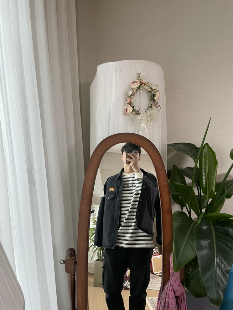 Rickhwi mart... (@hwiririck) 님의 게시물 | KREAM