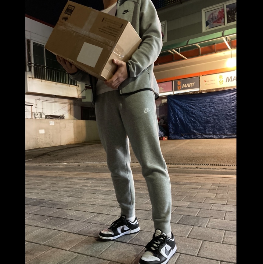 난바 (@osaka) 님의 게시물 | KREAM