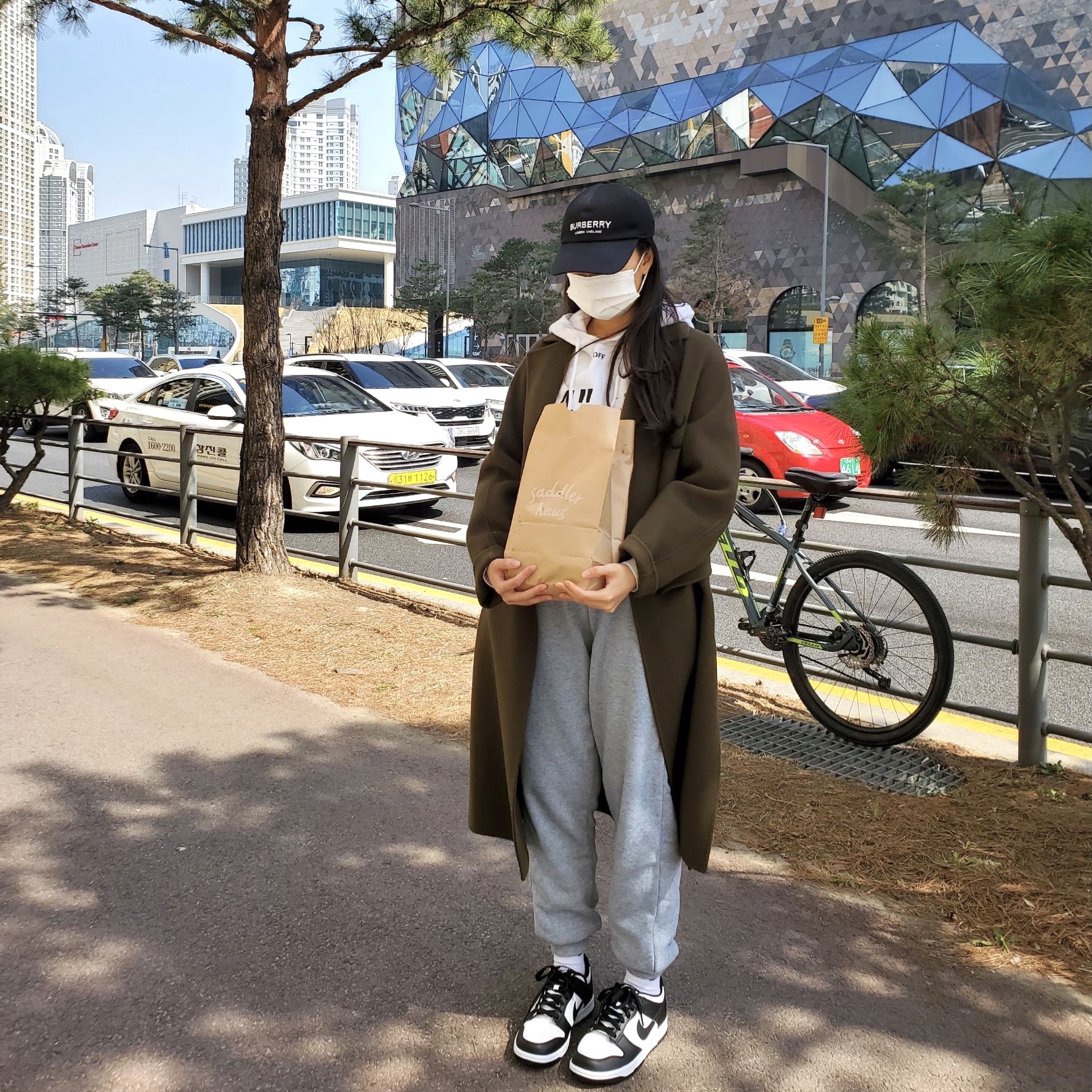 싸뉴타 (@snt_2022) 님의 게시물 | KREAM