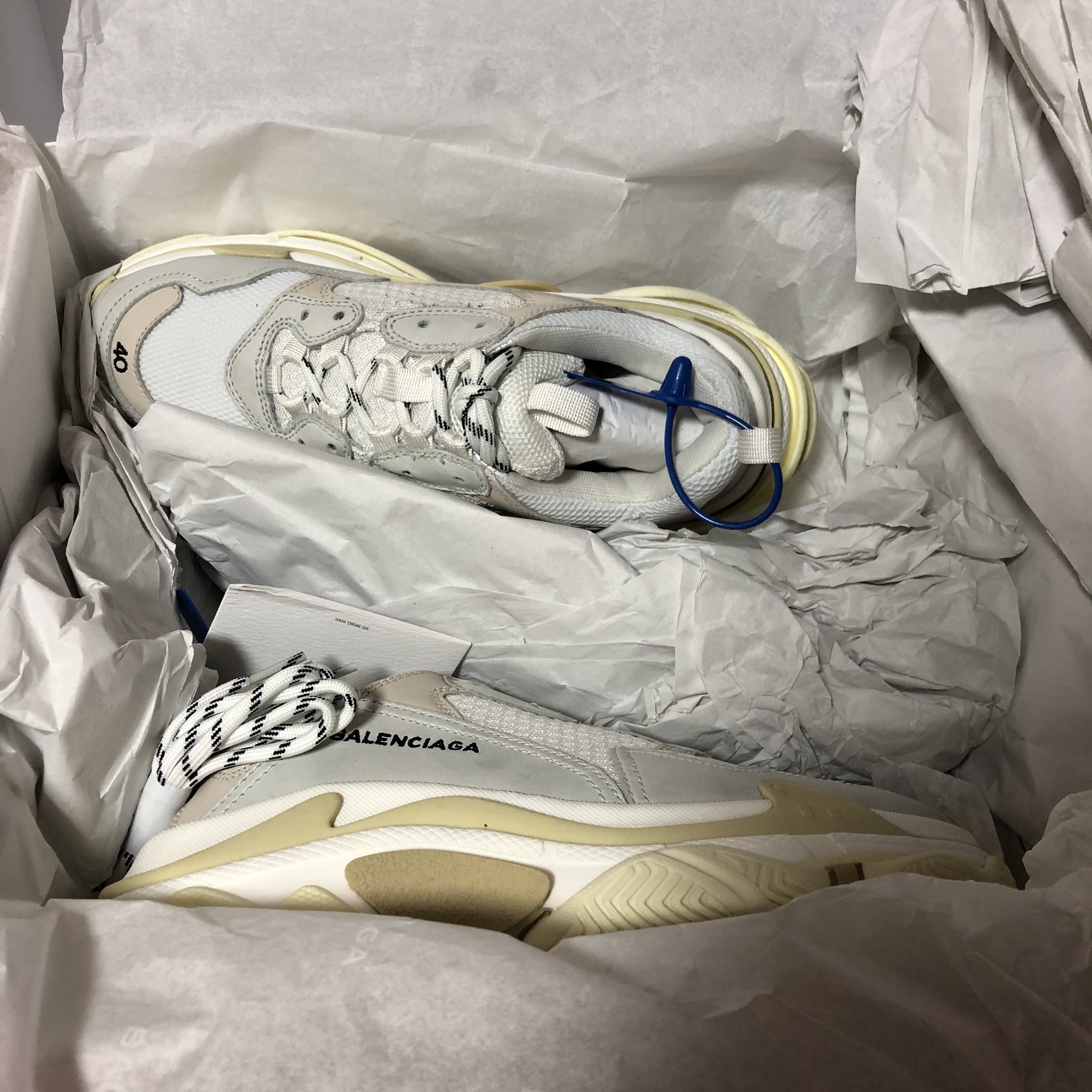 박준서 (@junseo__) 님의 게시물 | KREAM