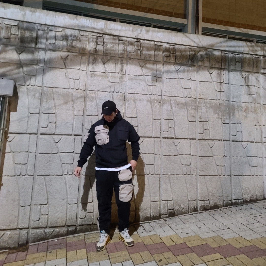 c.y.h (@yun__ho__1124) 님의 게시물 | KREAM