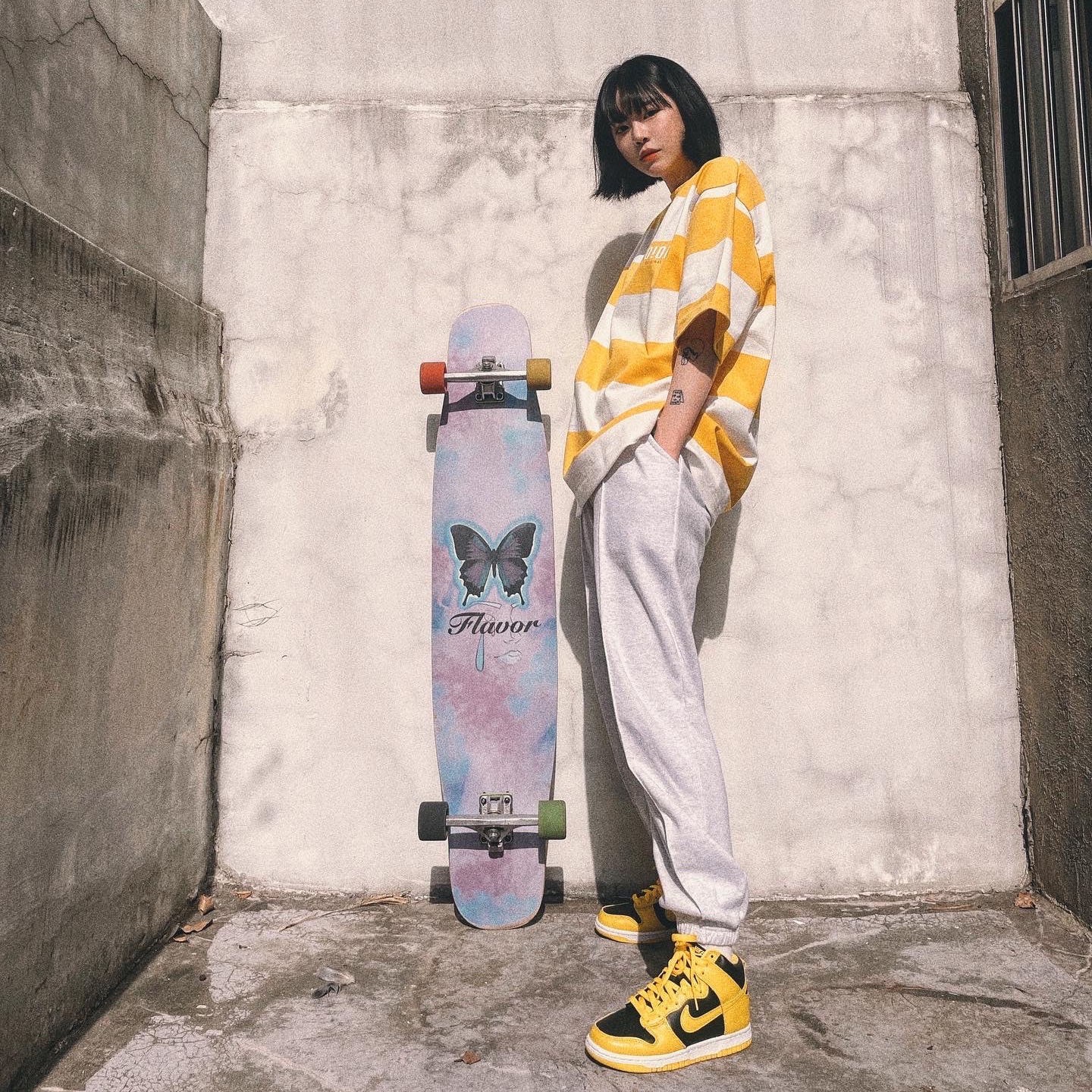 롱보더 김규리 (@gyurii) 님의 게시물 | KREAM