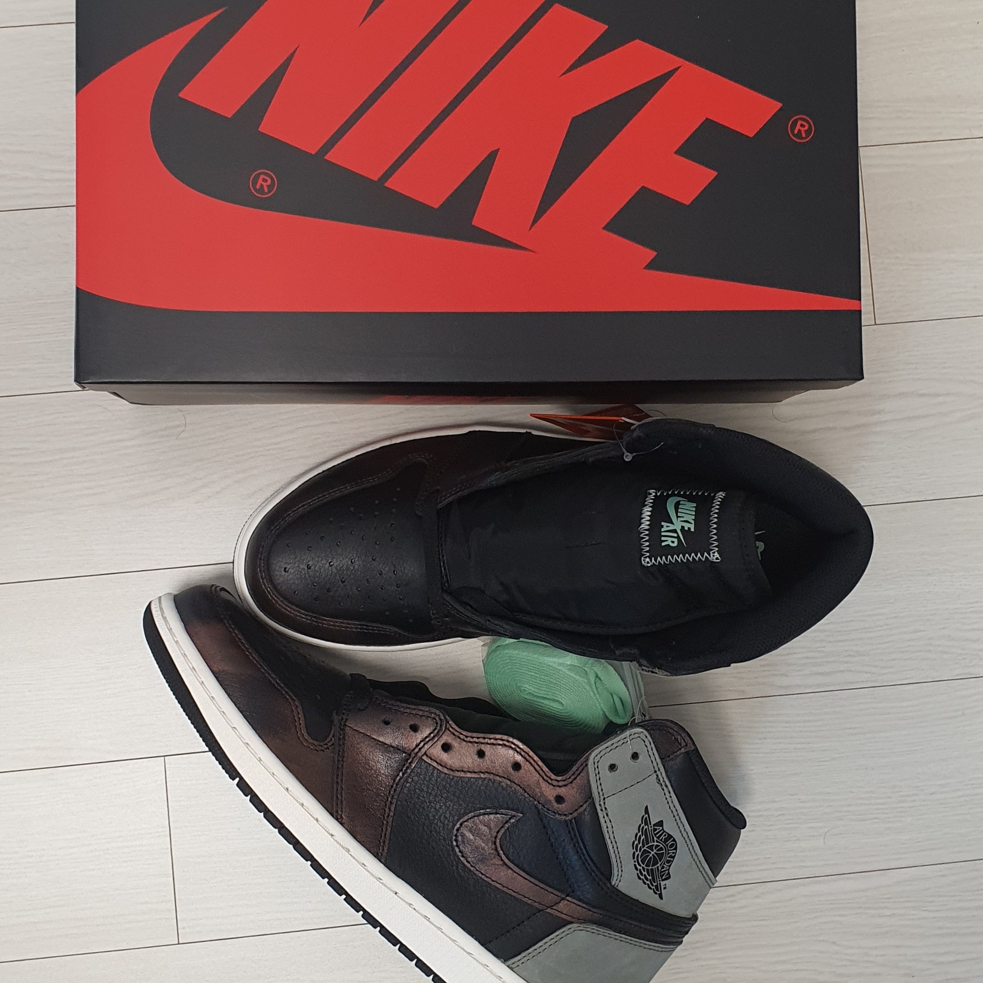 구치리 (@197cm) 님의 게시물 | KREAM