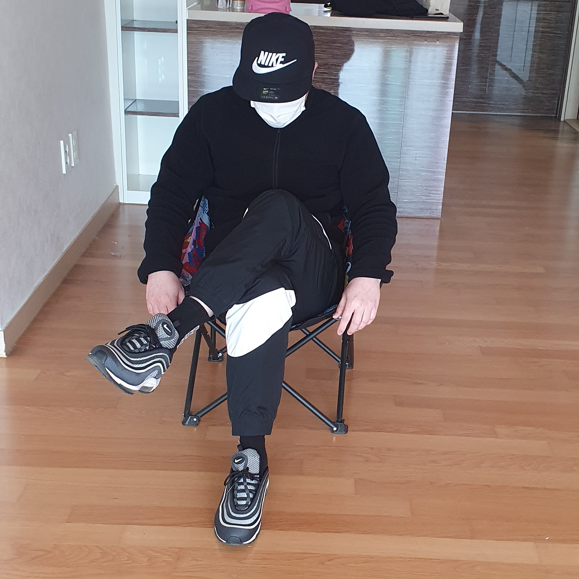 TRACO (@traco) 님의 게시물 | KREAM